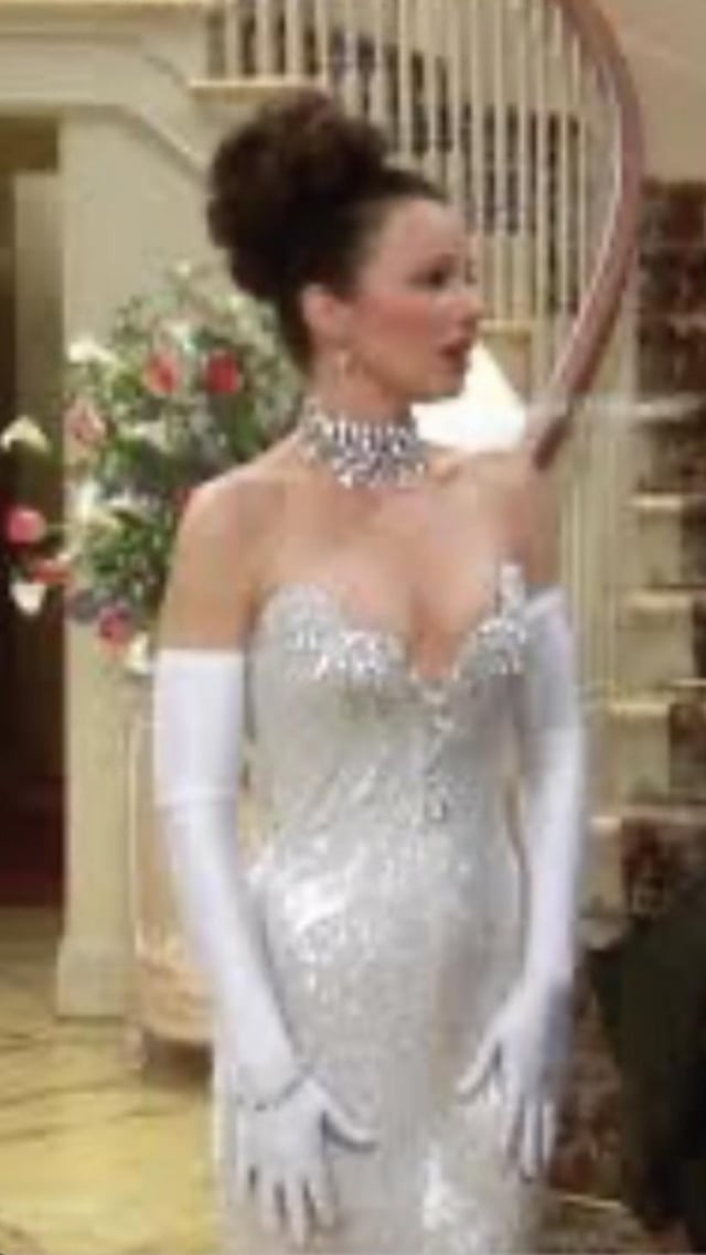 Fashion highlights: Fran Drescher as The Nanny - F*XOXO