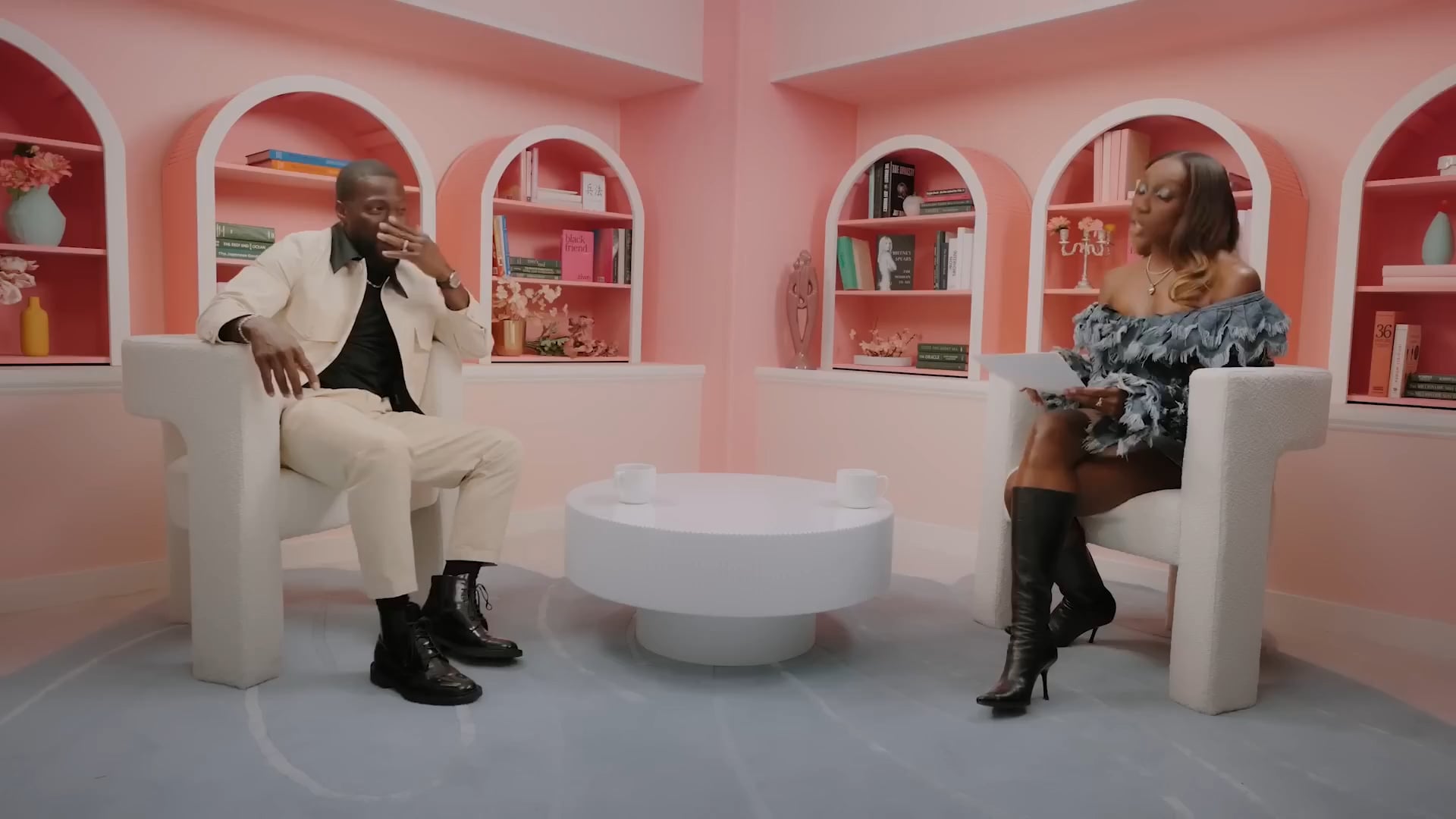 Ziwe asks Kevin Hart about performing at the Riyadh Comedy Festival - F ...